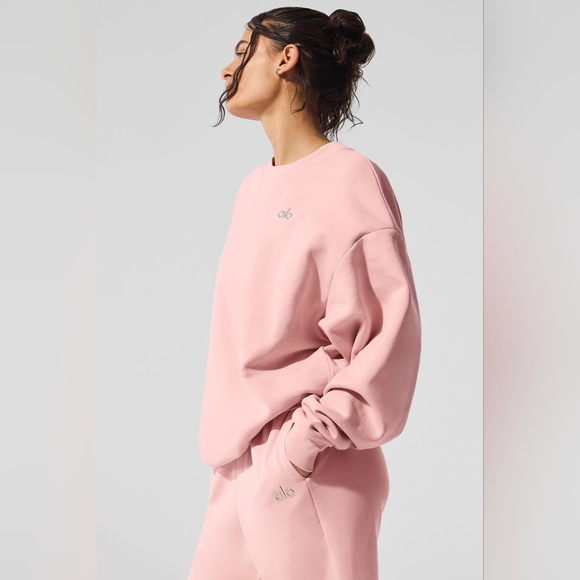 ALO Yoga | Tops | Alo Yoga Accolade Crew Neck Pullover | Poshmark